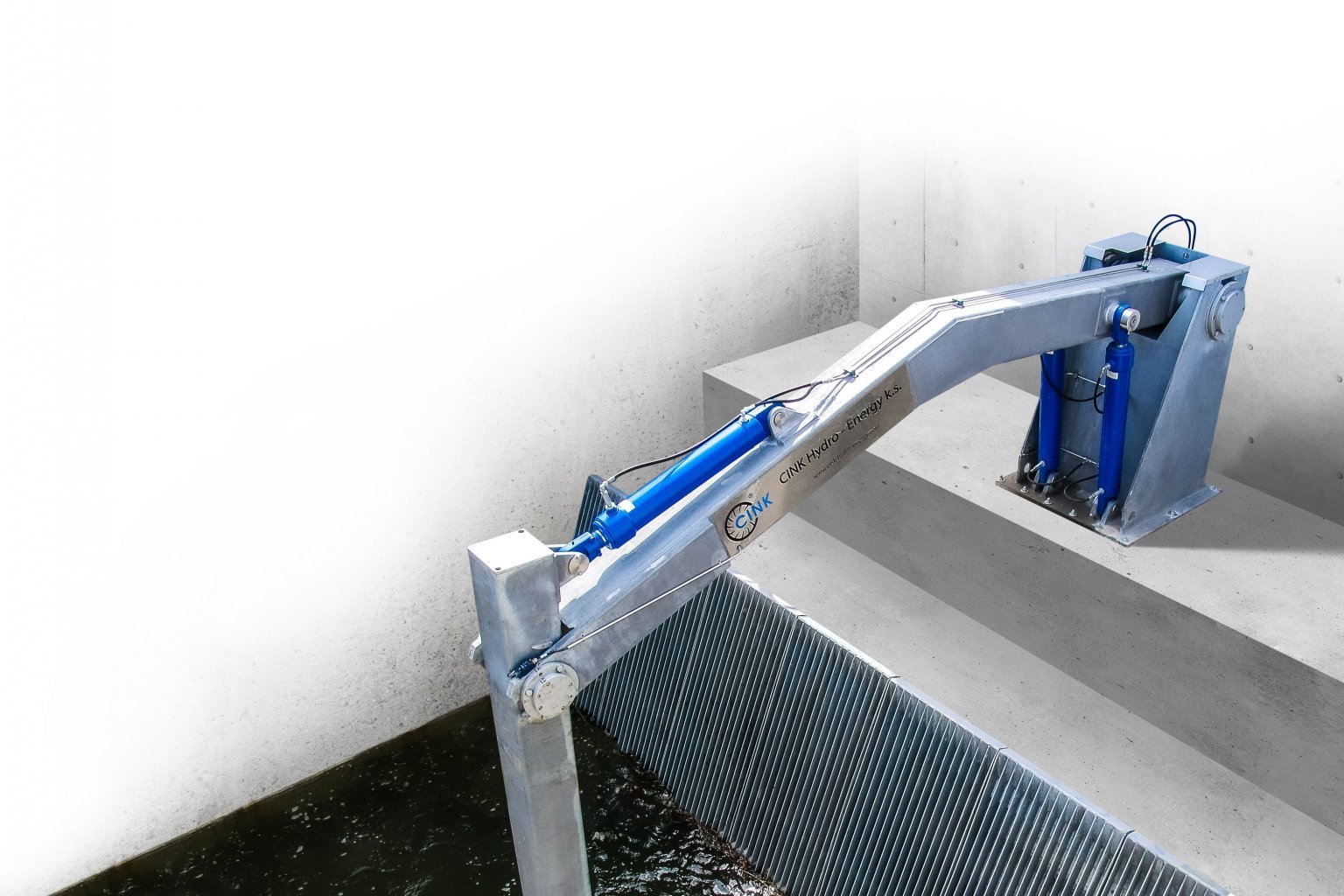 Trash-rack cleaning machines | CINK Hydro - Energy k.s.